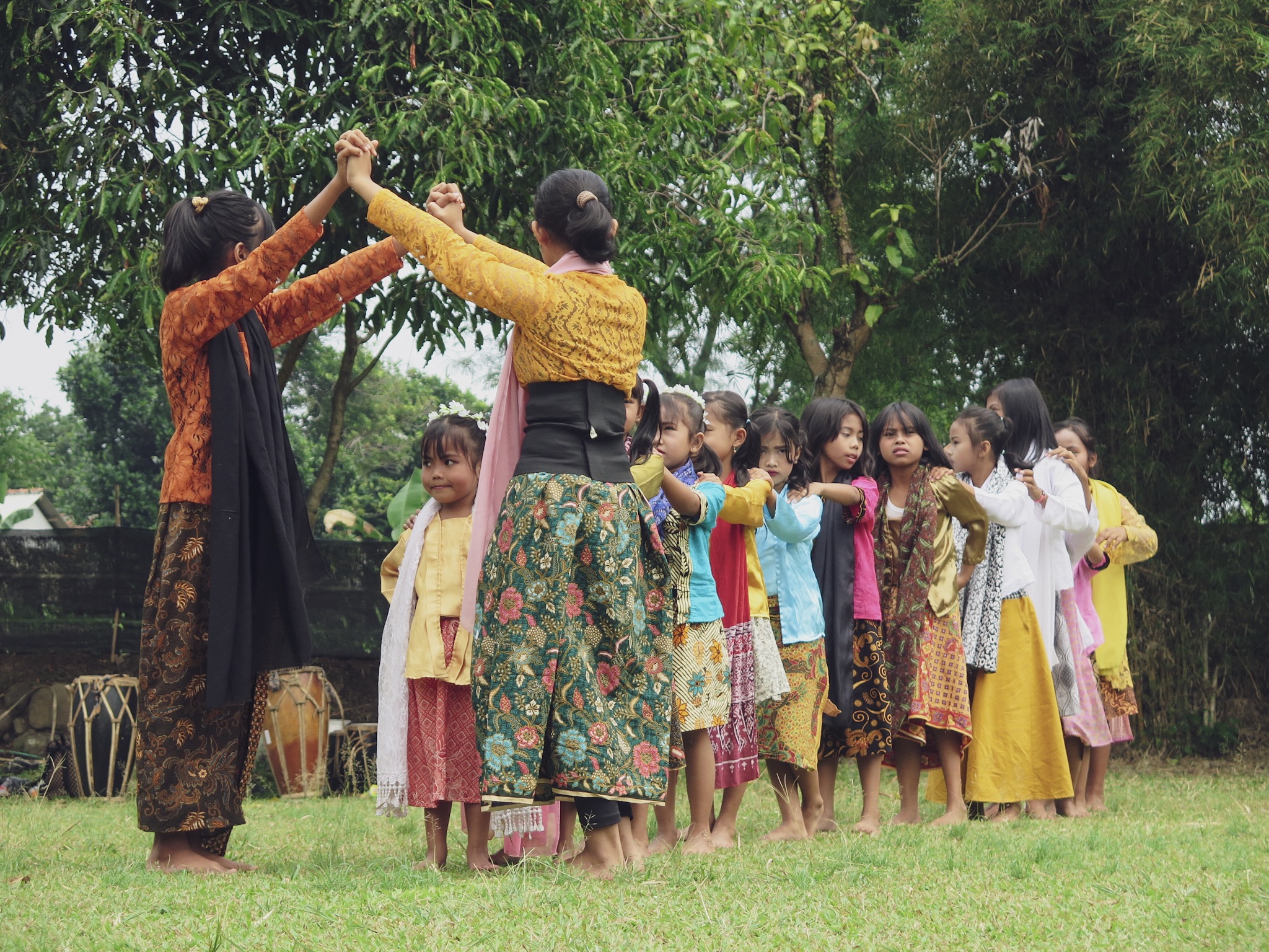 Harmoni Alam dan Budaya di Kampung Sindangbarang - Indonesia A-Z