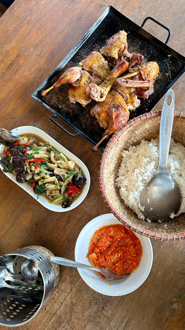 Staycation di Asap Isep Sukabumi - Indonesia A-Z